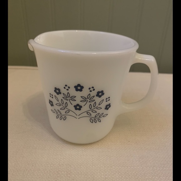 Pyrex | Kitchen | Vintage Pyrex Summer Impressions Creamer Blue Flowers ...